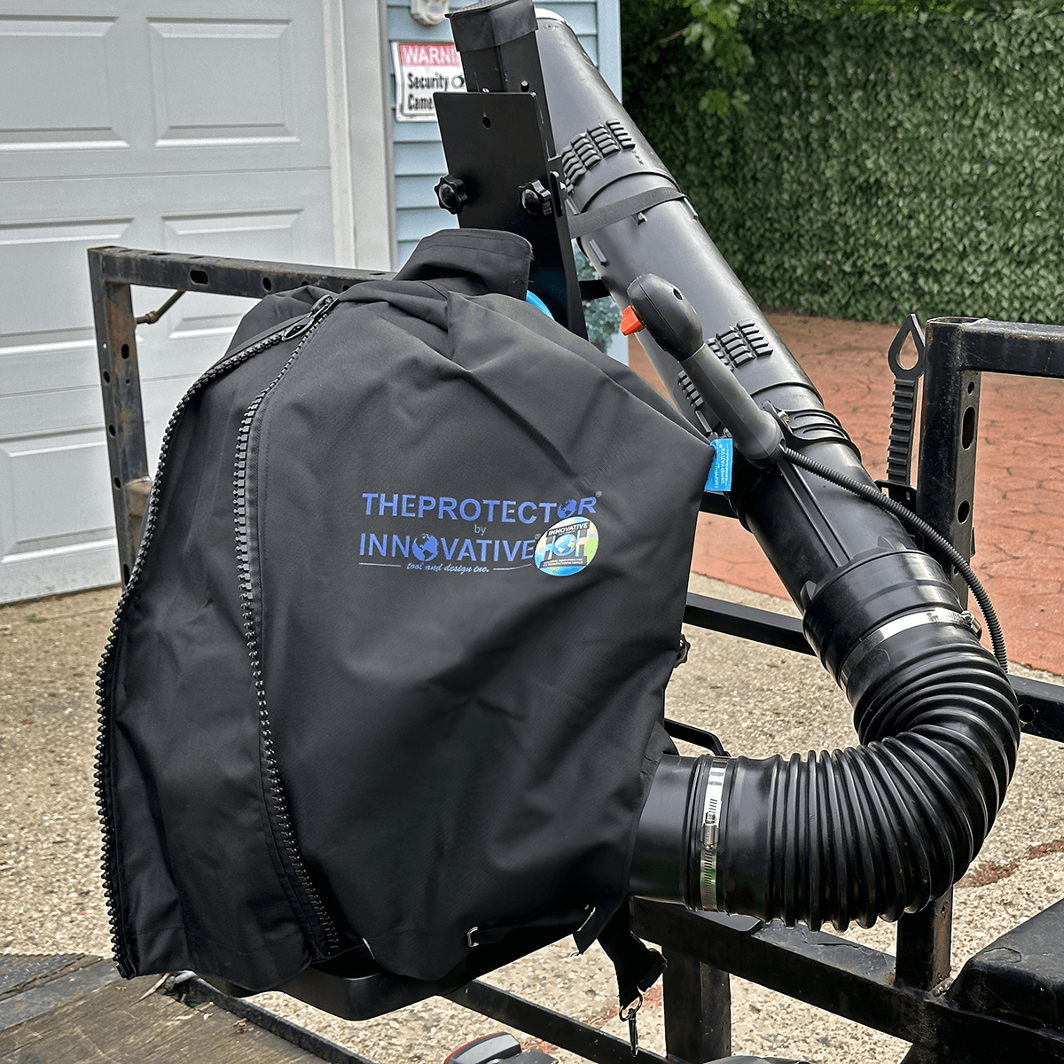 Welcome to Shoptheprotector - Black Backpack Blower Cover